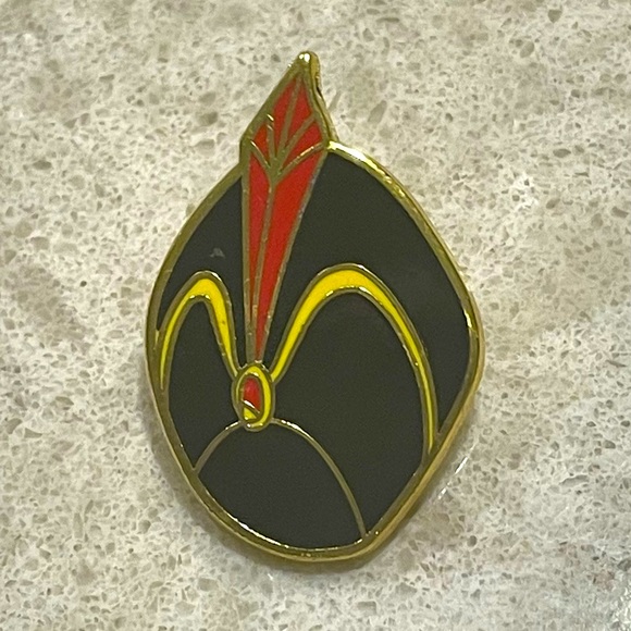 Disney | Accessories | Disney Jafar Hat Pin The Villain From Aladdin ...
